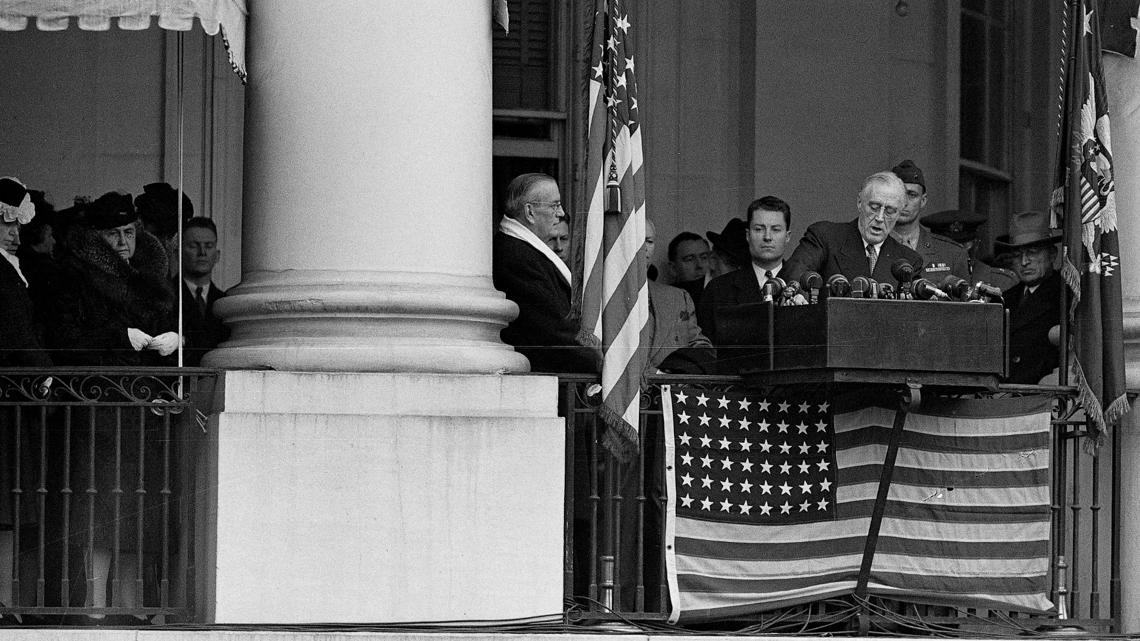 Can Trump run for a third term? Why a US president can only serve two ...