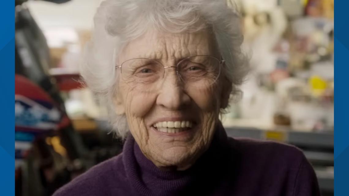 'Motorcycle Mary' McGee dies at 87 | kare11.com