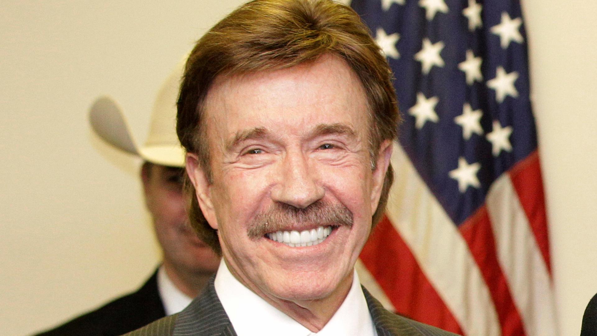 Chuck Norris dies after being hospitalized in Hawaii | kare11.com