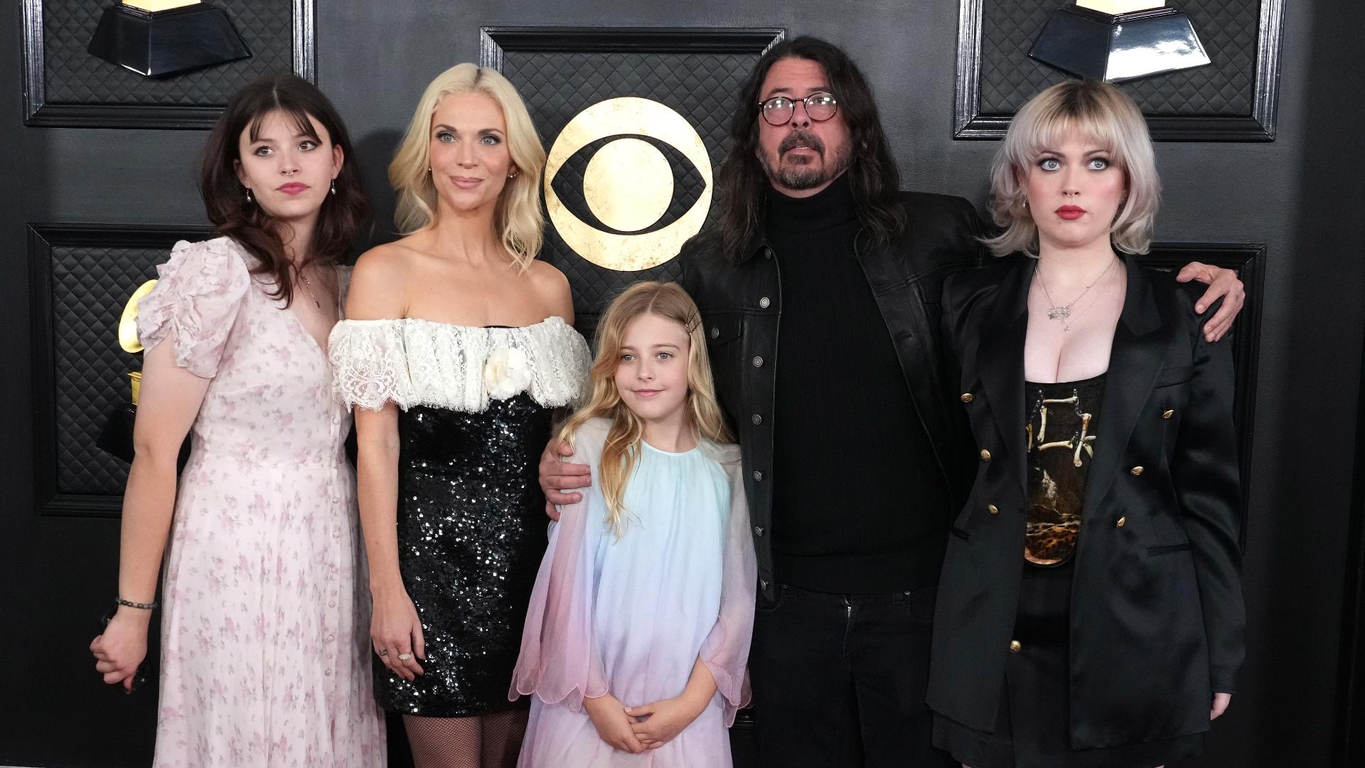 Dave Grohl says he's fathered child outside marriage with Jordyn Blum ...