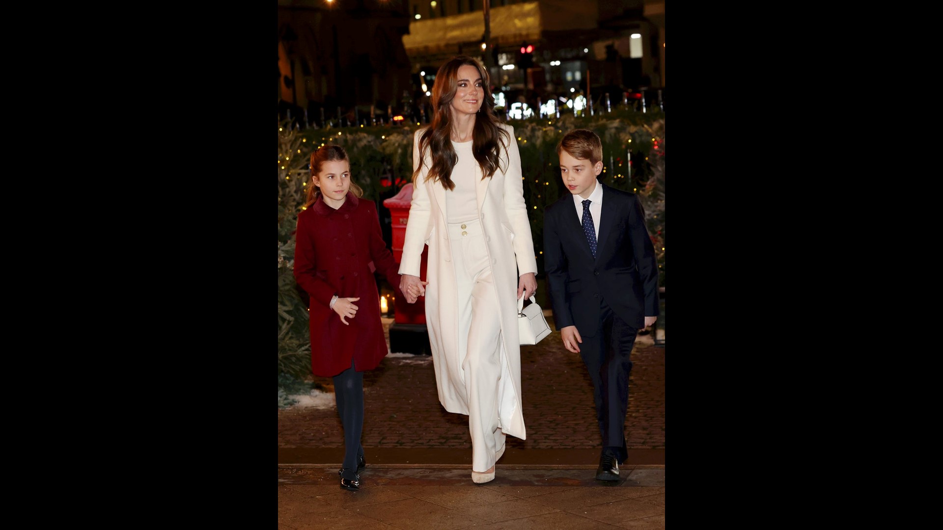 Kate Middleton Looks Just Like Prince Louis in 1983 Christmas Baby Pic ...