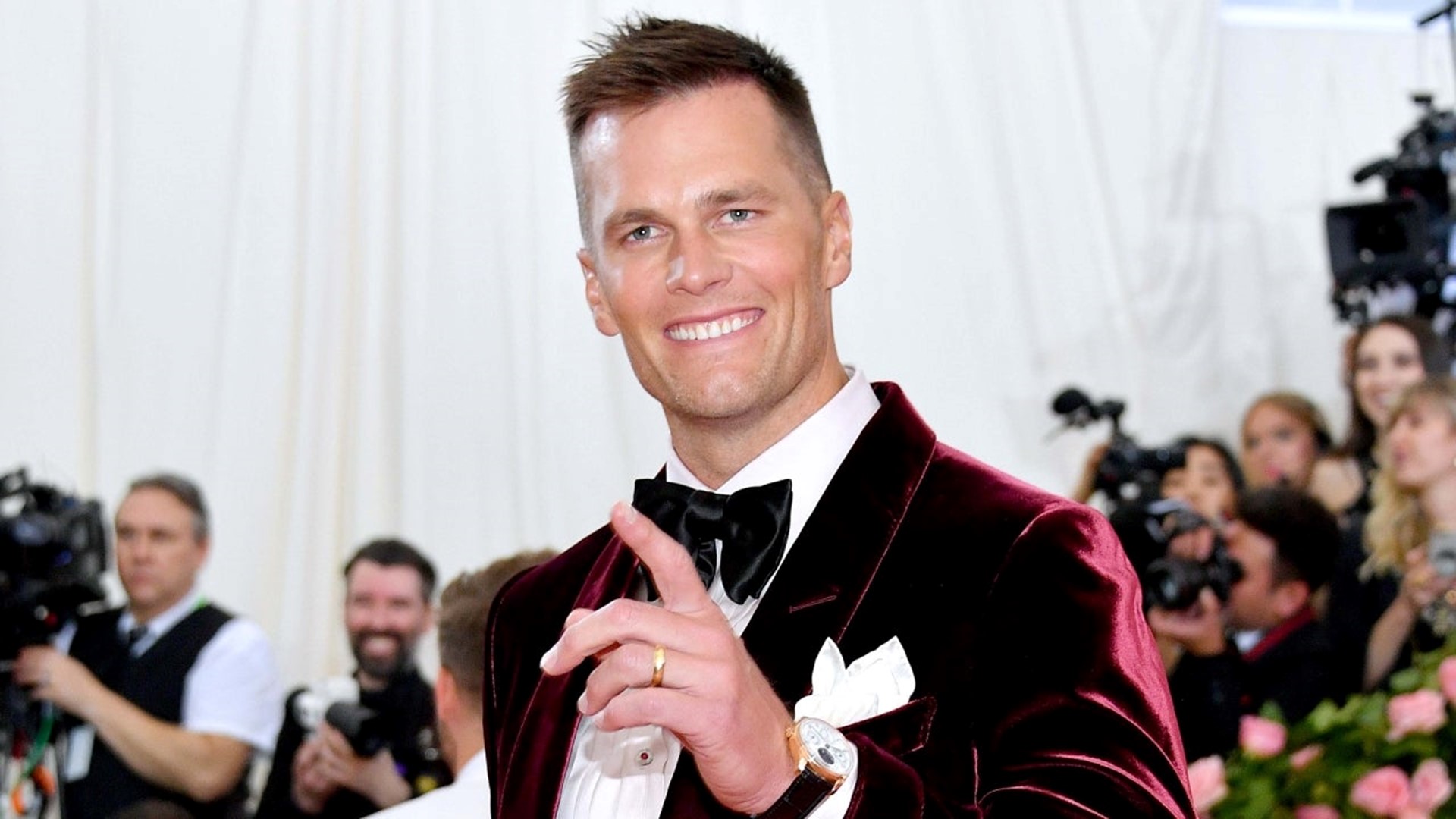 Tom Brady Admits to Looking Up 'Thirst Trap' After Viral Underwear Selfie | kare11.com