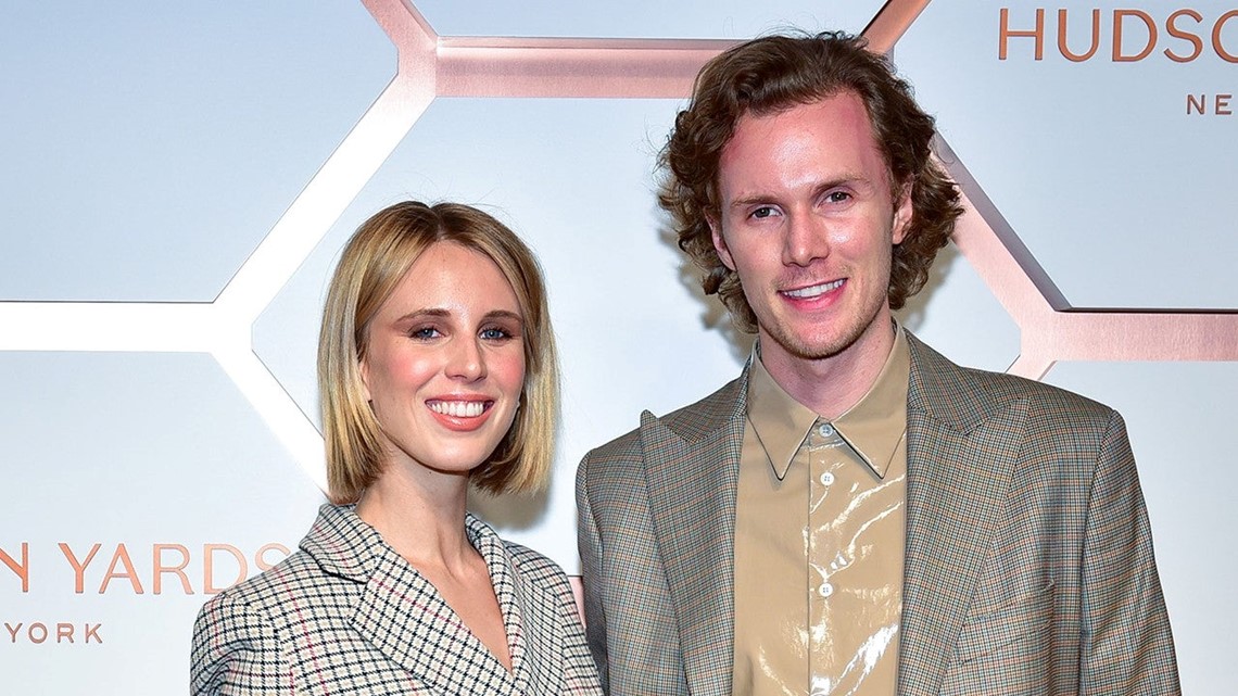 Barron Hilton and Wife Tessa Welcome First Child -- See the Sweet ...