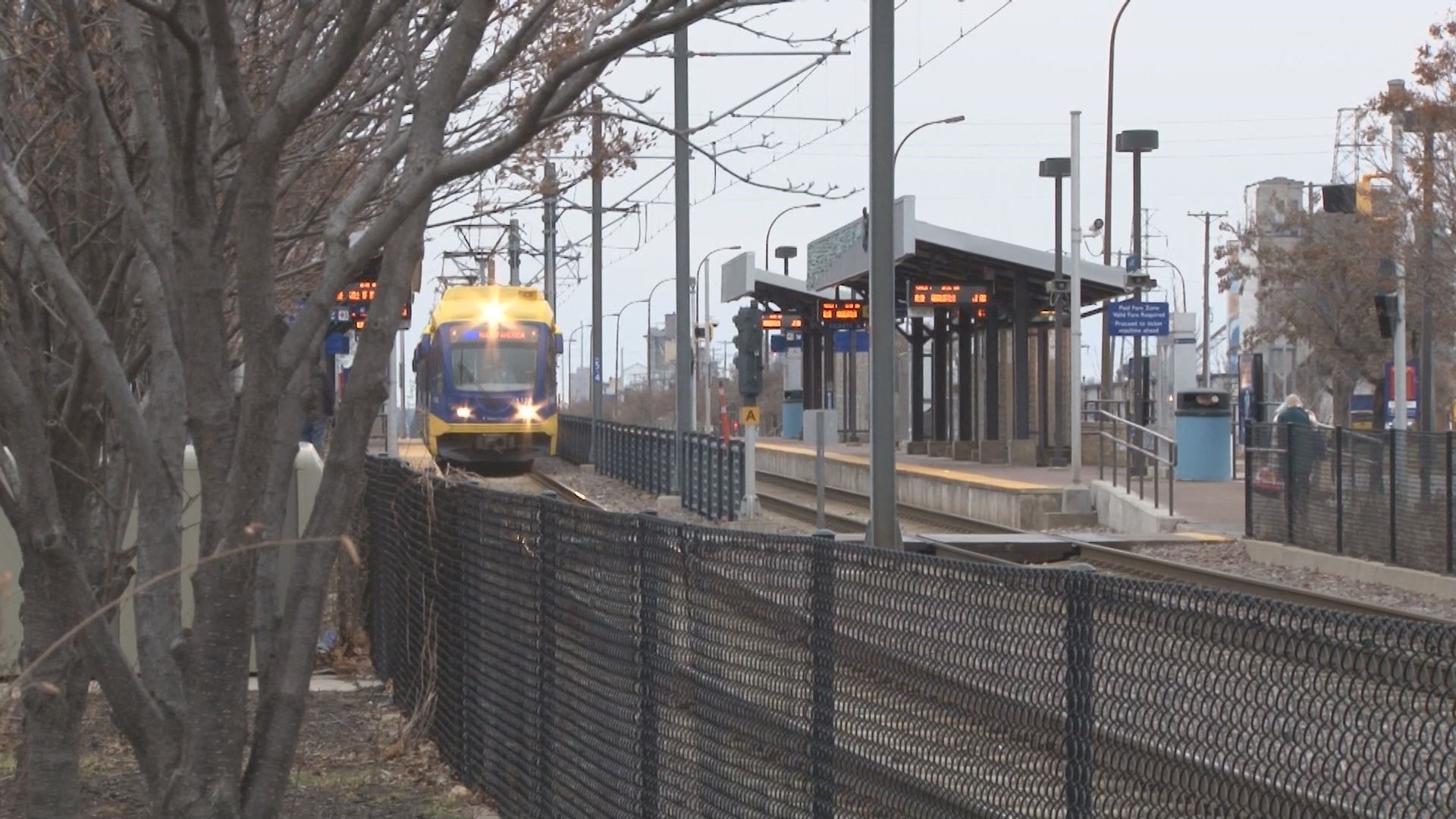 Metro Transit tests new light-rail seats | kare11.com