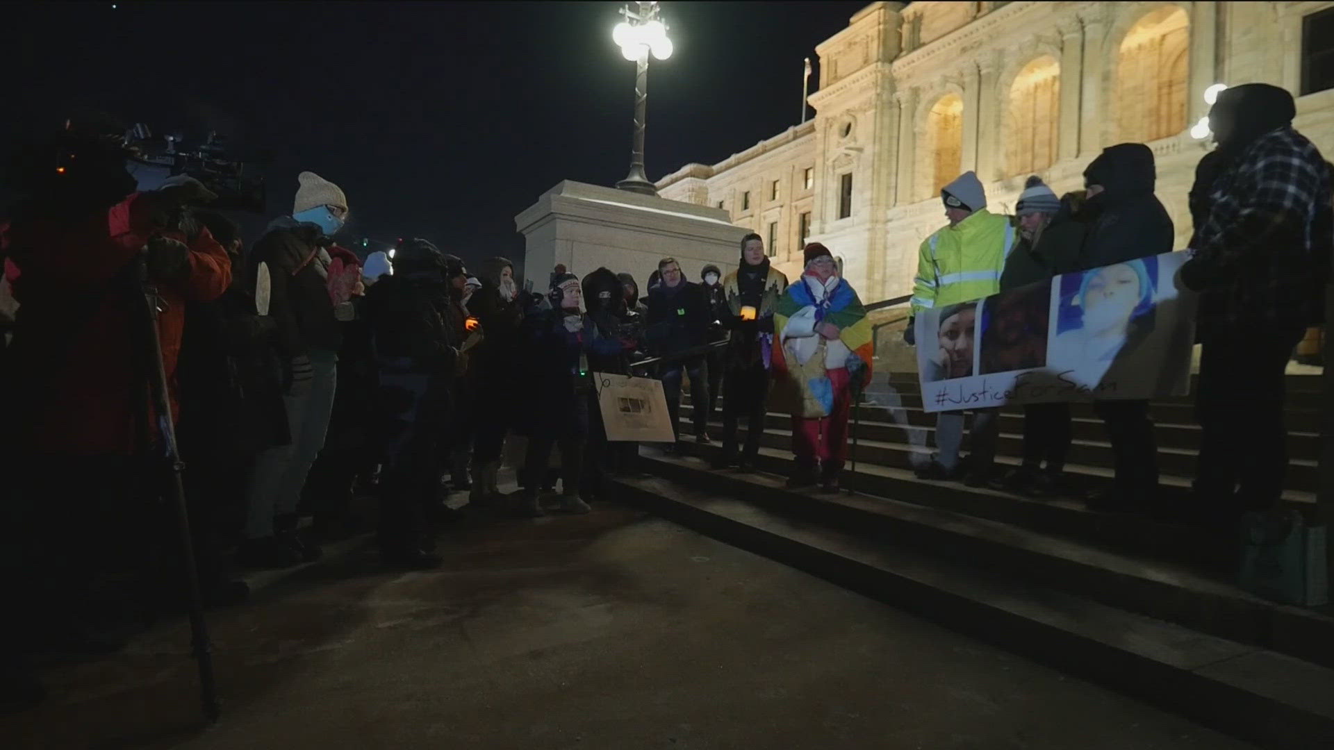 Community members gather to honor Sam Nordquist at candlelight vigil ...