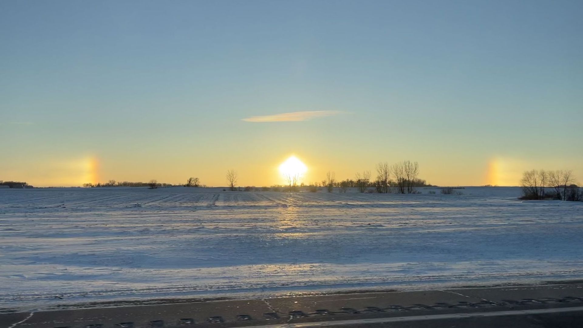 KARE 11 WeatherMinds: Sundogs and how they're formed | kare11.com