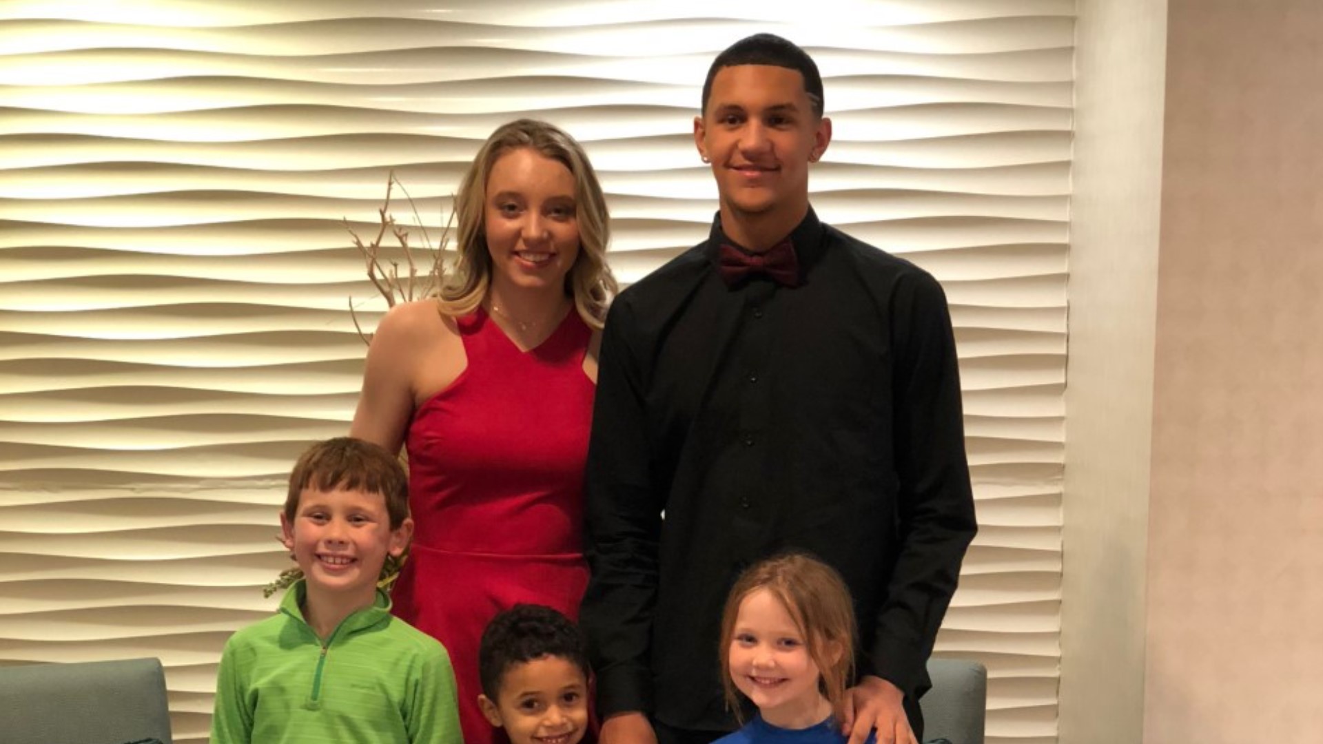 Bueckers and Suggs represent MN on big March Madness stage | kare11.com