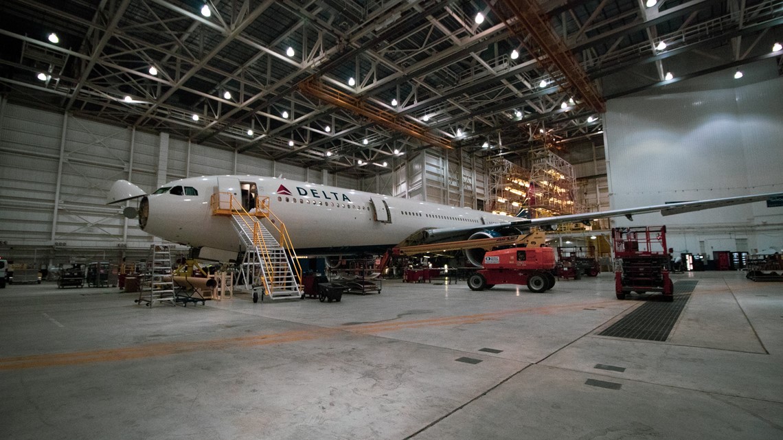 Ellery McCardle visits a Delta hangar at MSP | kare11.com