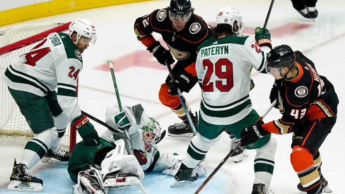 Ducks hold off Wild 1-0 in home opener | kare11.com