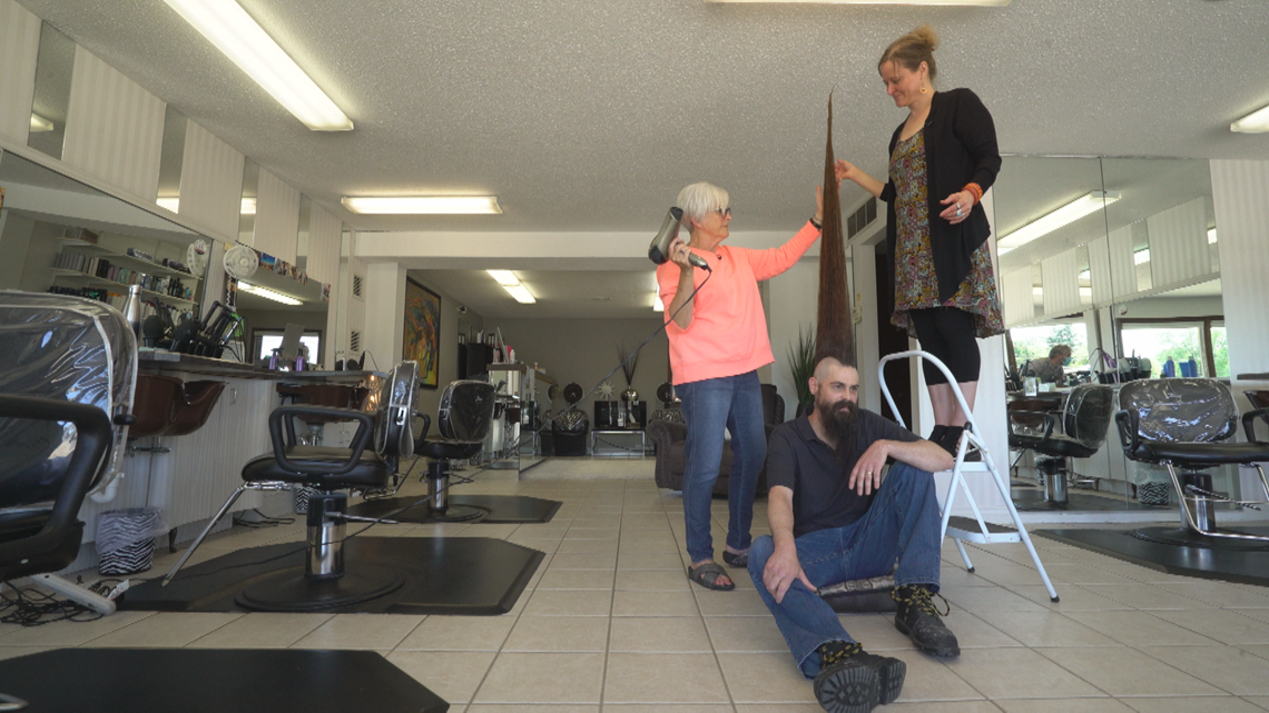 Minnesota man holds world record for tallest spike mohawk | kare11.com