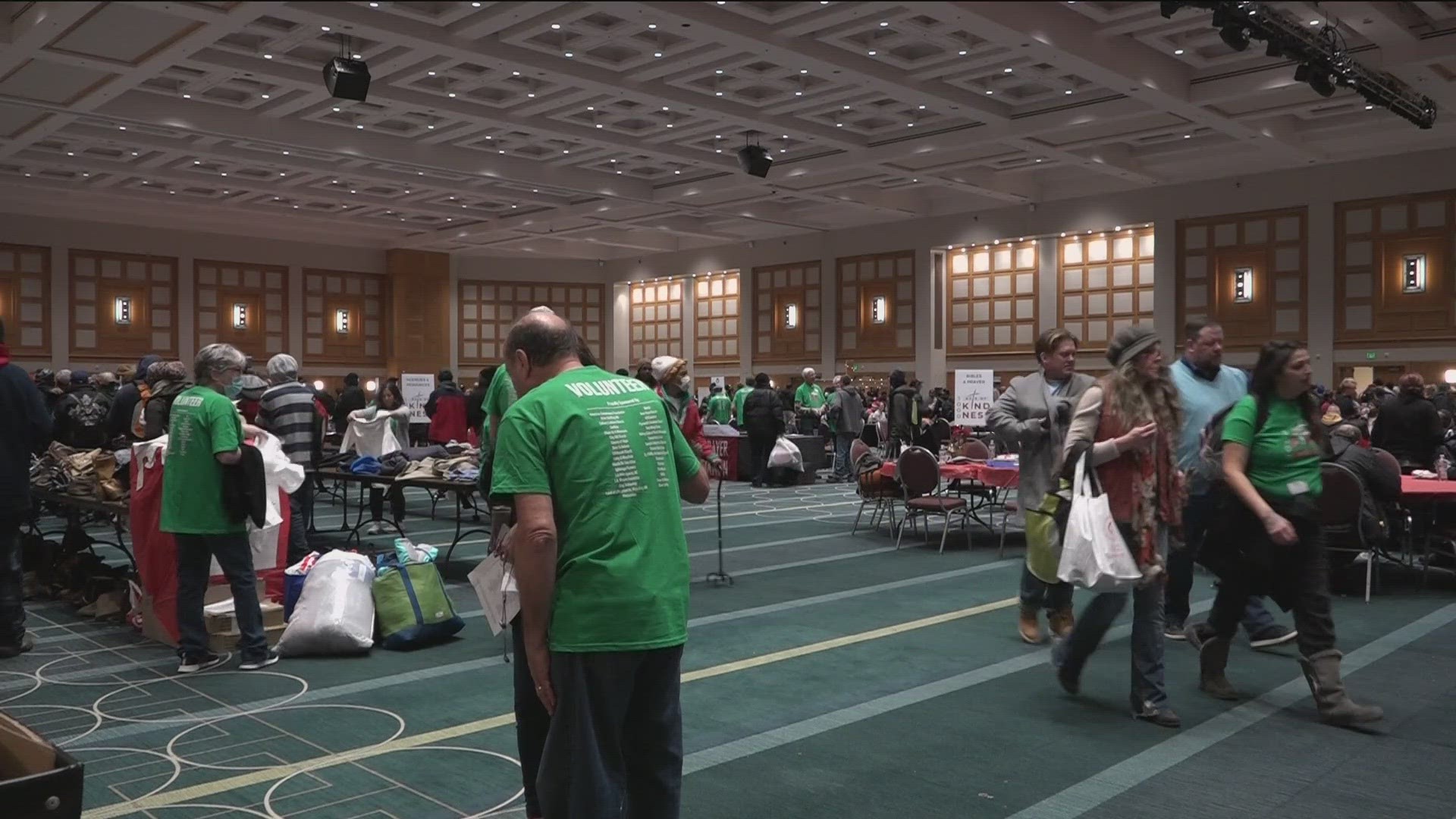 '3,000 Acts of Kindness' at the Minneapolis Convention Center | kare11.com