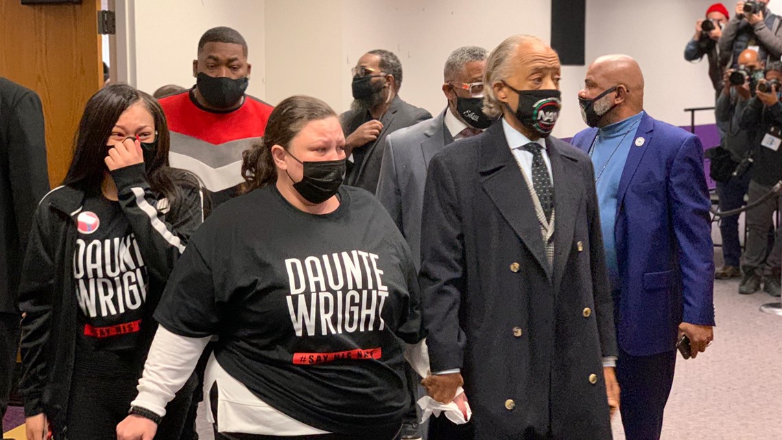 Daunte Wright memorial: Family holds viewing day before funeral ...