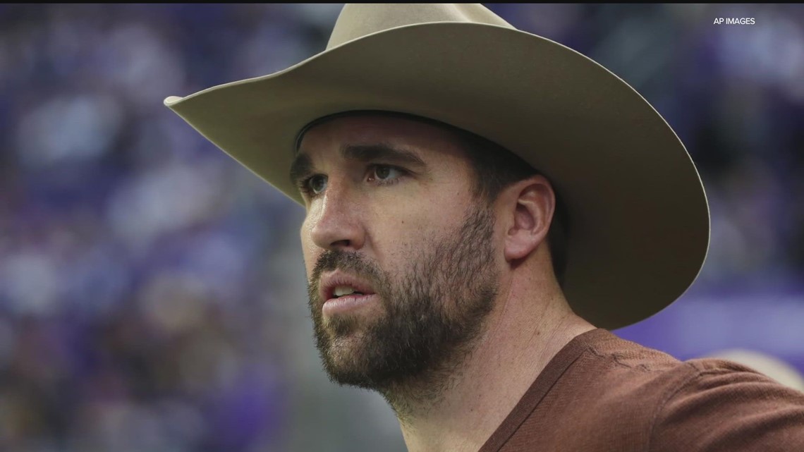 Former Viking Jared Allen's team defeats John Shuster's team at curling ...