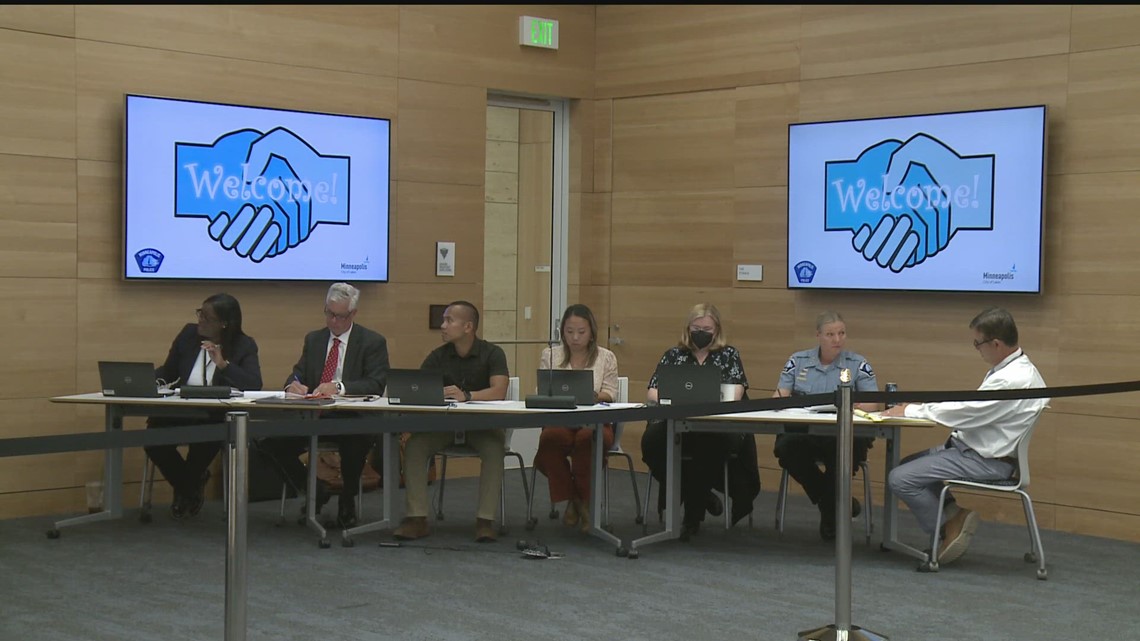 Public negotiations begin between Minneapolis, police union | kare11.com