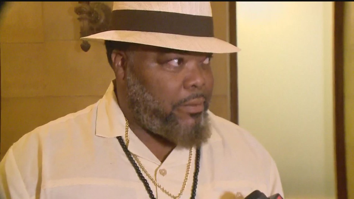 Walz meets with Ricky Cobb II's family on state trooper shooting ...