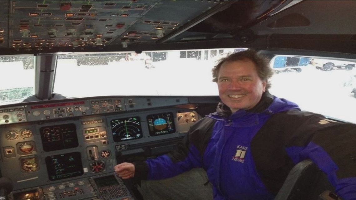 Randy Moss shares special message for retiring KARE producer | kare11.com