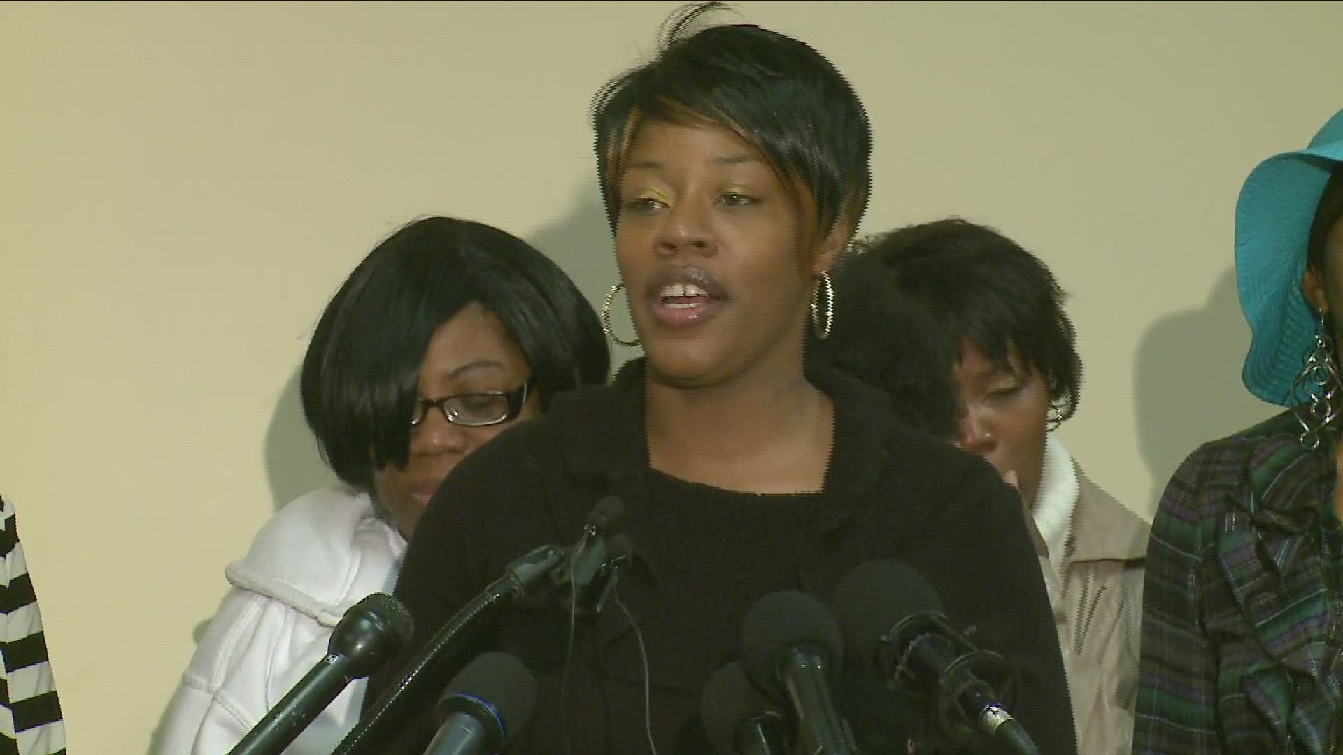 Jamar Clark's sister speaks out | kare11.com