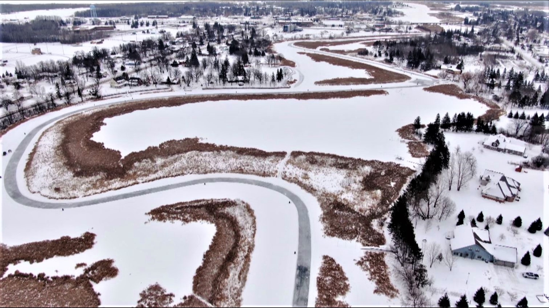 Cold snap is gift to Warroad’s 2.5-mile ice path after 2024 shutdown ...