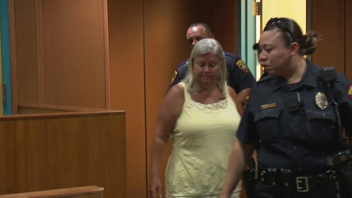 Accused murderer Lois Riess arraigned in TX | kare11.com