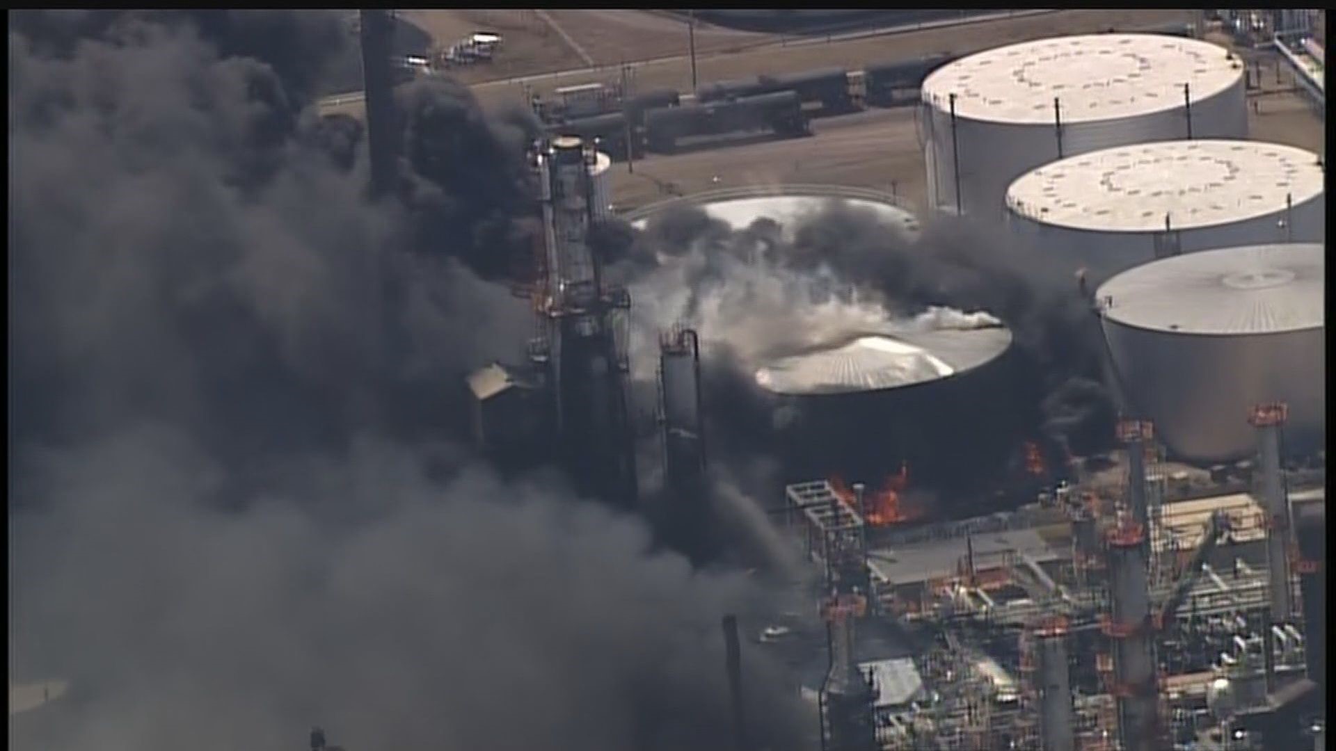 Air quality safe for now after Superior refinery explosion | kare11.com