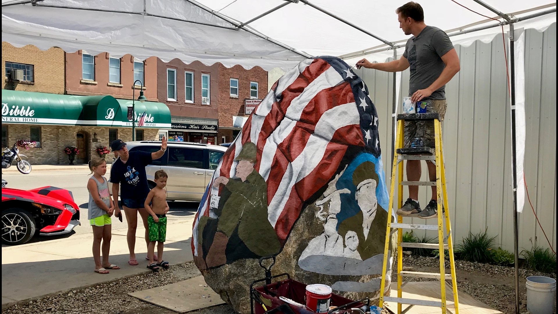 Artist brings first 'Freedom Rock' to Minnesota | kare11.com