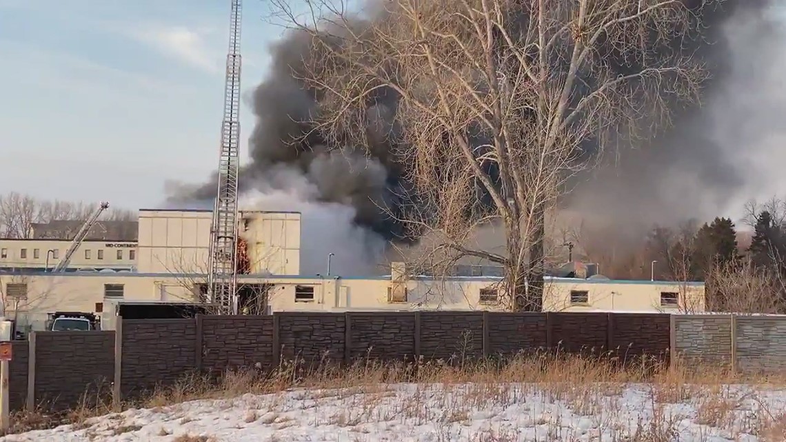 Employees evacuated following large warehouse fire in Minneapolis ...