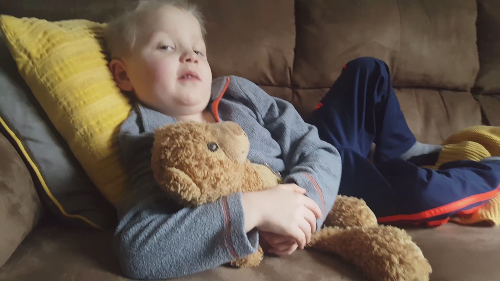 Boy with brain cancer loses teddy, social media to the rescue | kare11.com