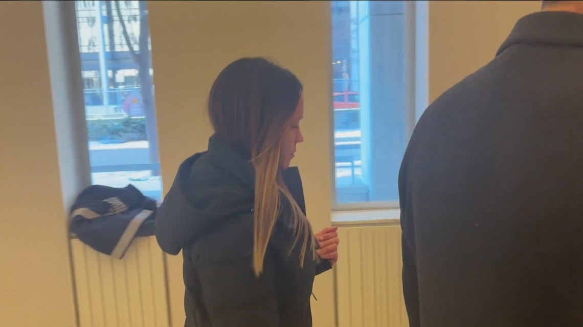 Woman who bought guns used in Burnsville shooting of first responders ...