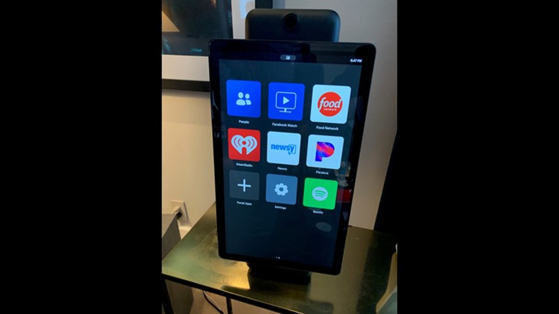 First look: Facebook unveils Portal video calling devices for the home ...