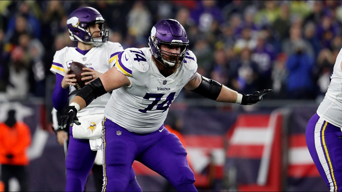 Vikings release Remmers, Sendejo as free agency looms | kare11.com