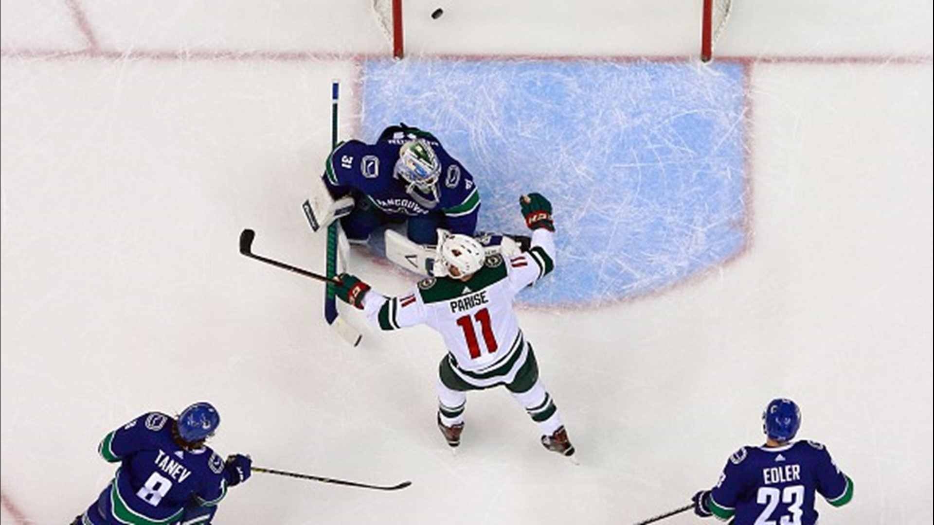 Wild score 3 power-play goals in 3-2 win over Canucks | kare11.com