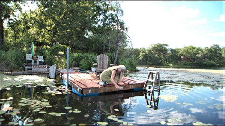 Woman and sunfish form five-year friendship on Minnesota lake | kare11.com