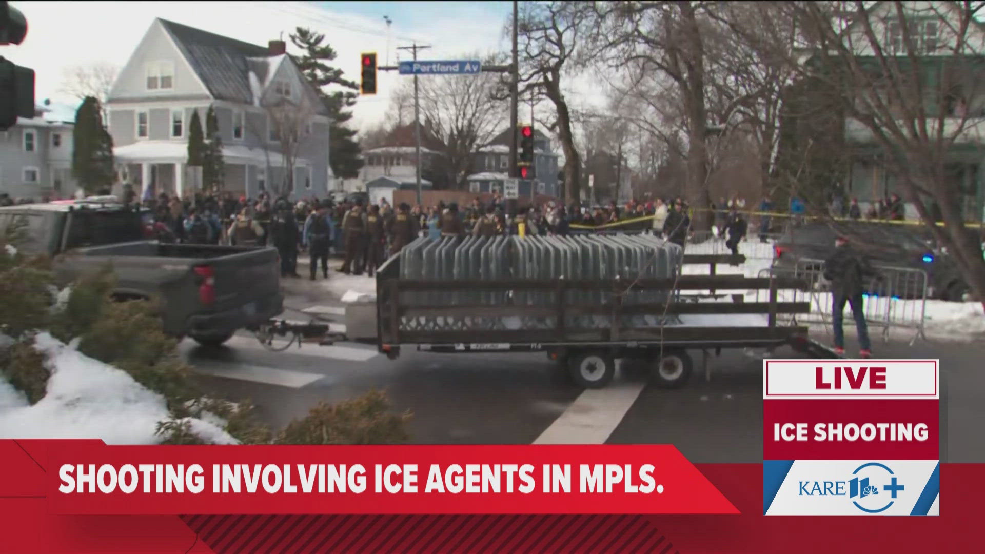Barricades arrive as police tighten perimeter near Powderhorn Park ICE ...