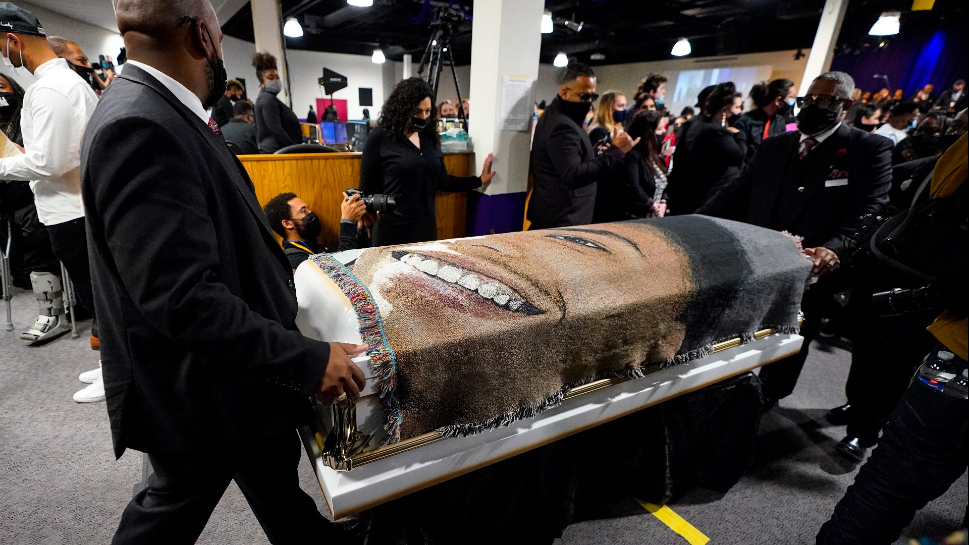 Photos Daunte Wright Funeral At Shiloh Temple Kare11