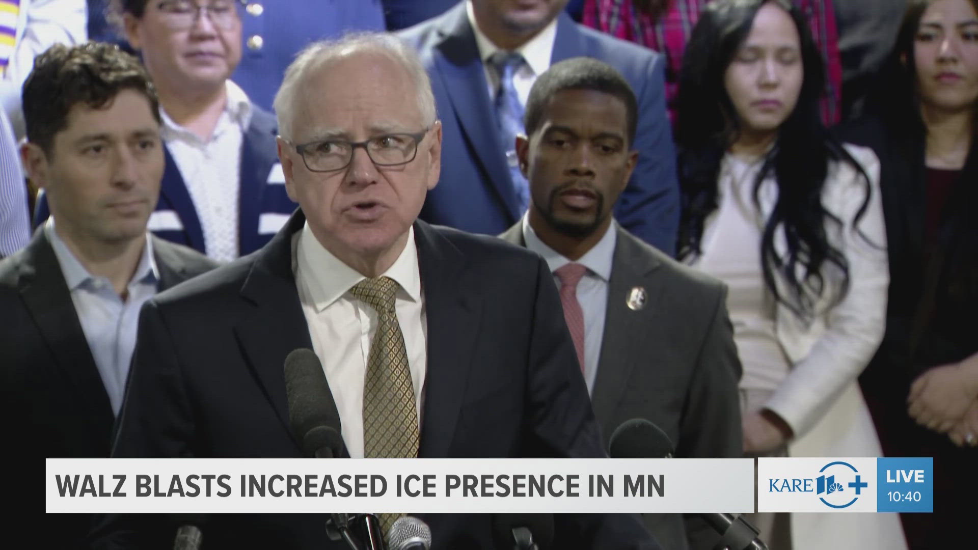 Steelers coach Mike Tomlin says he supports suspended wide receiver DK ...