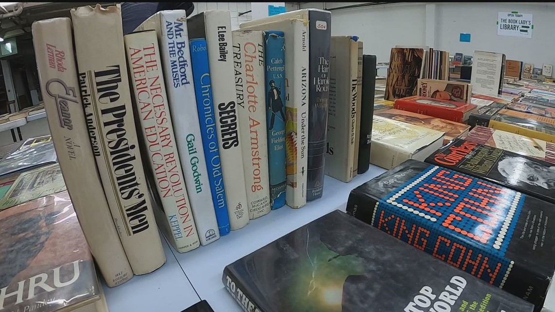 'The Book Lady's Library' holds pop-up sale in Saint Paul | kare11.com