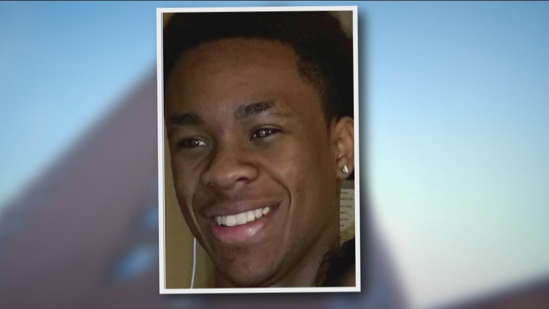 Officer in Amir Locke's shooting leads MPD training | kare11.com