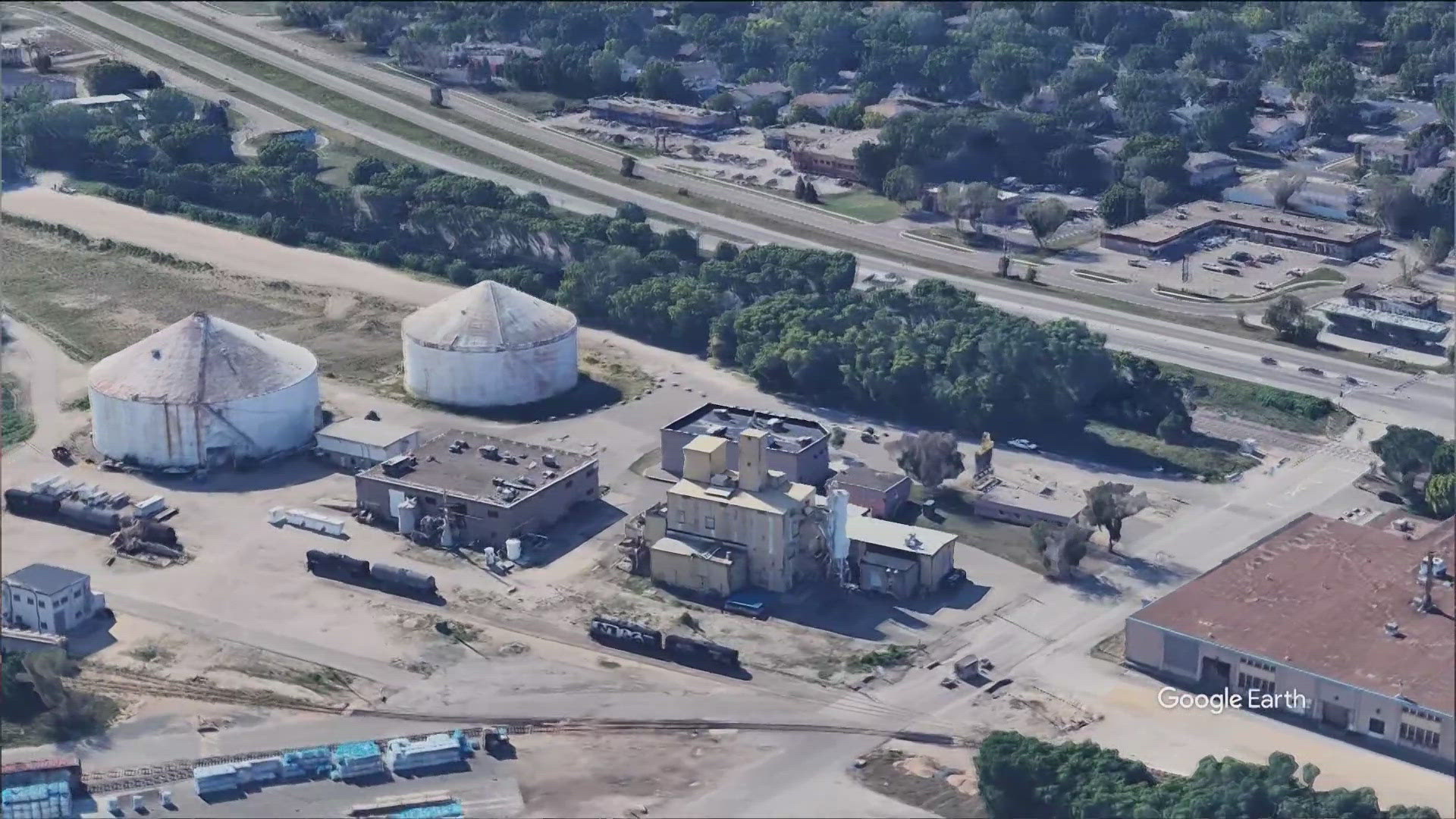 Fire crews respond to Cargill warehouse in Savage | kare11.com