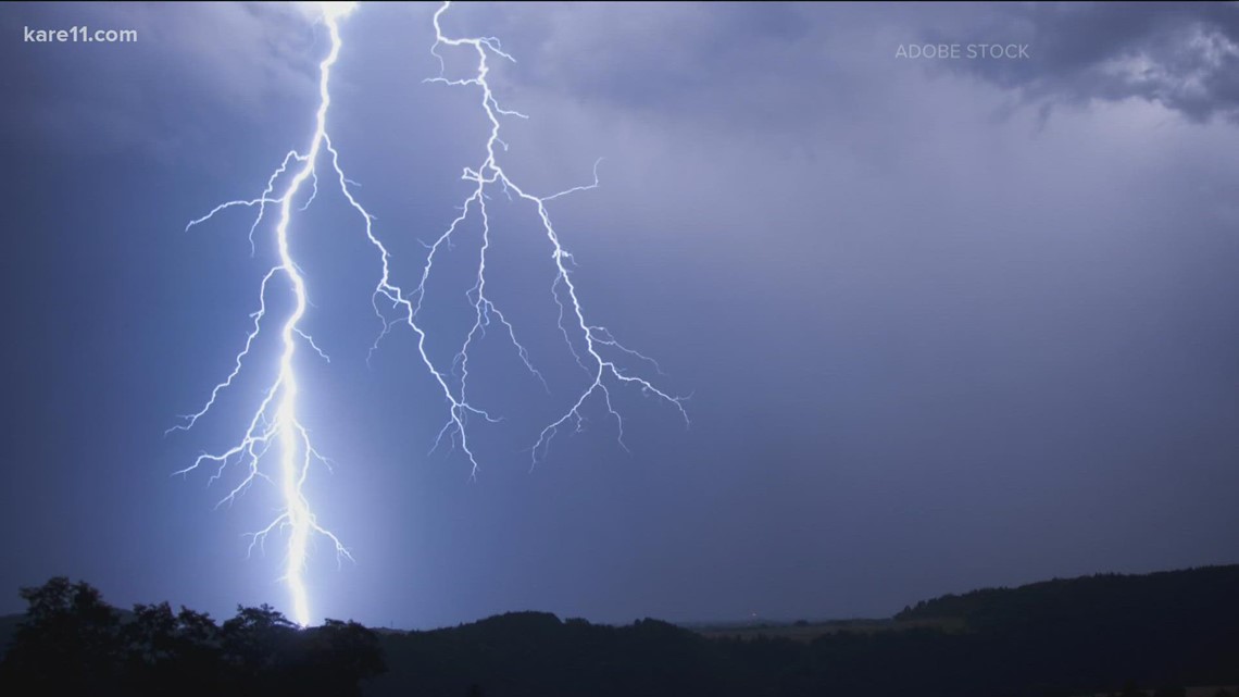 Lightning strikes Lake Elmo drive-in theater, sends one to the hospital ...