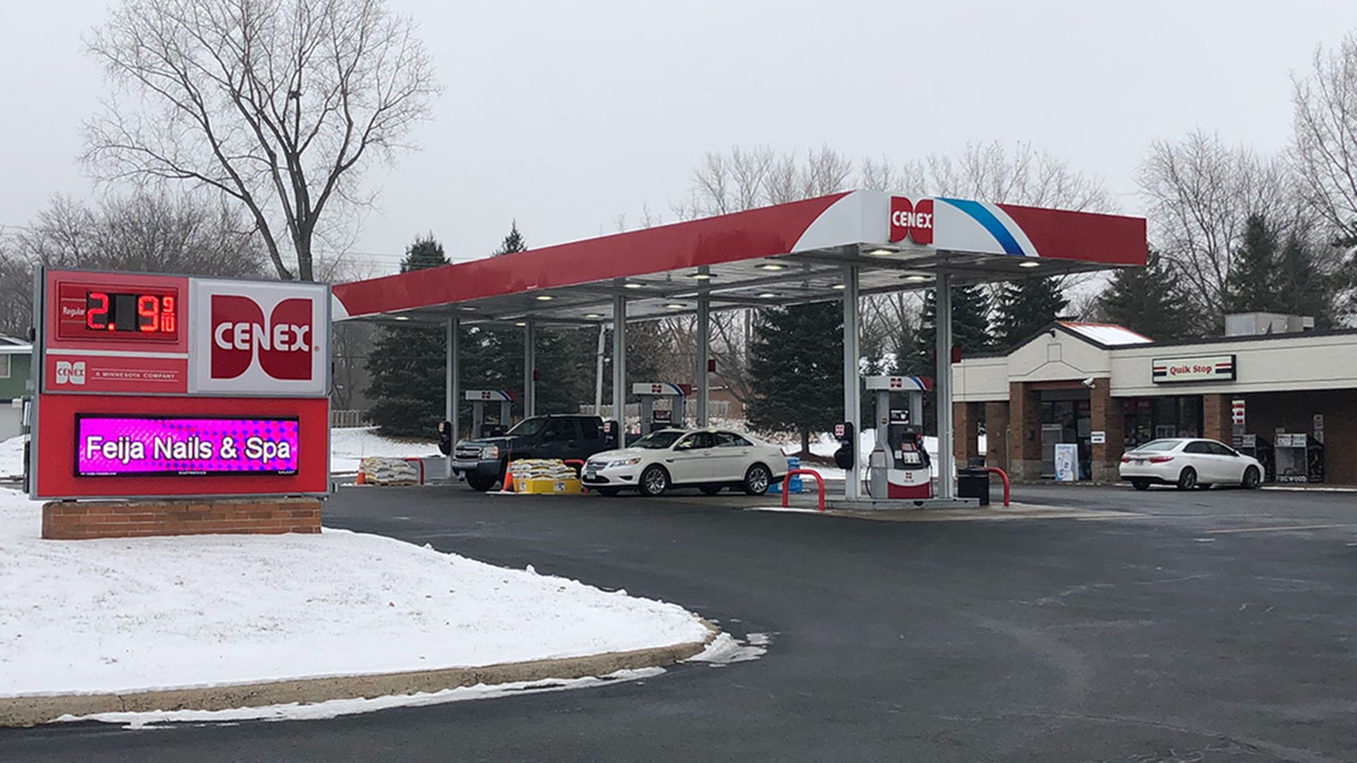 Teen on fire saved by bystander with extinguisher | kare11.com