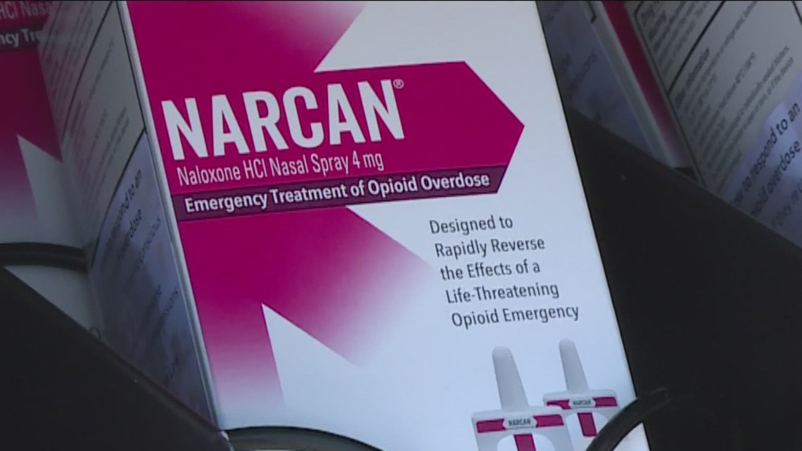 Minneapolis puts free NARCAN vending machine outside fire station ...