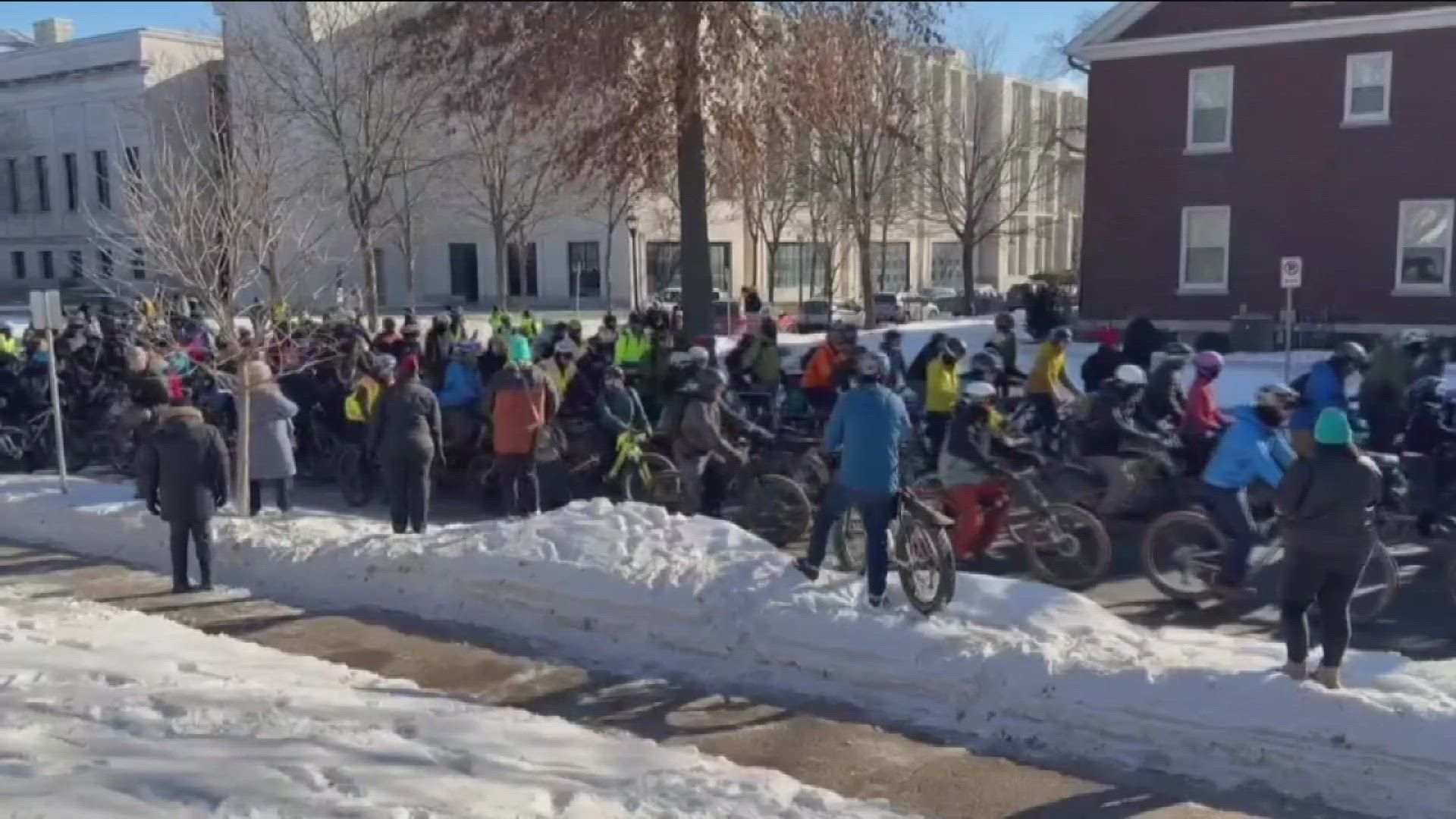 Thousands ride for Alex Pretti through downtown Minneapolis. | kare11.com