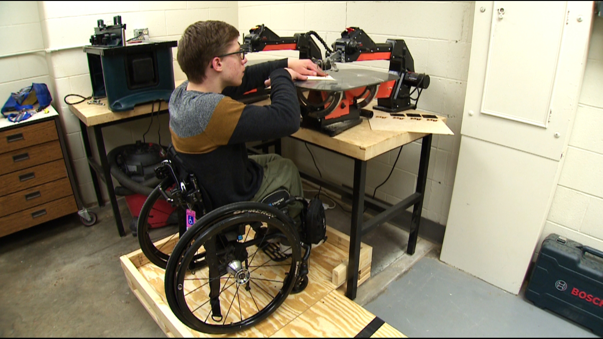 Teens design, build ramp to help schoolmate who uses wheelchair ...