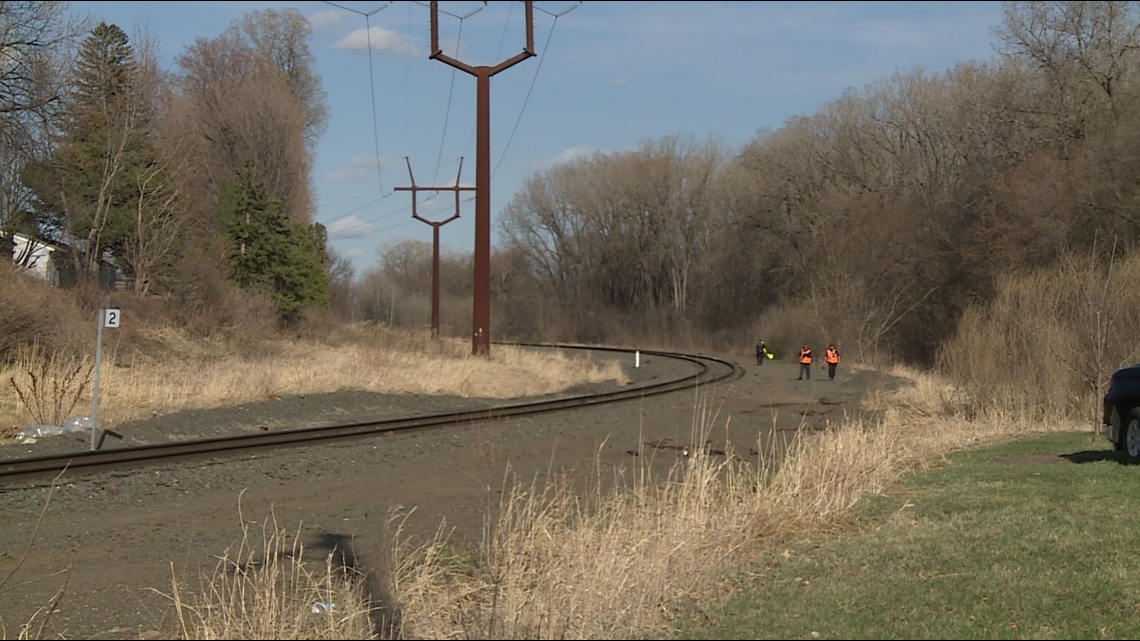 Man struck by train in NE Minneapolis | kare11.com