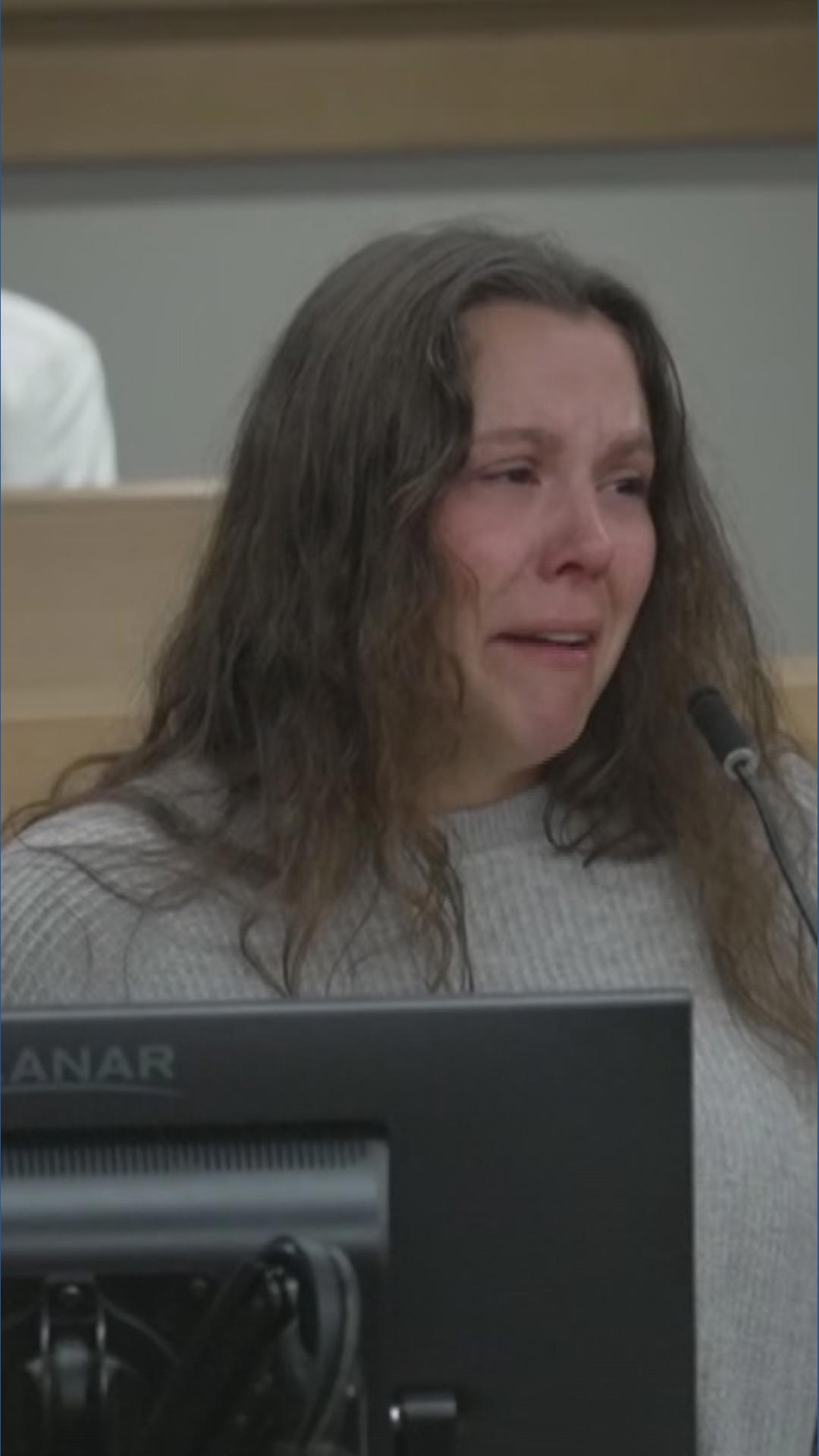 Former Wisconsin teacher sentenced after inappropriate contact with ...