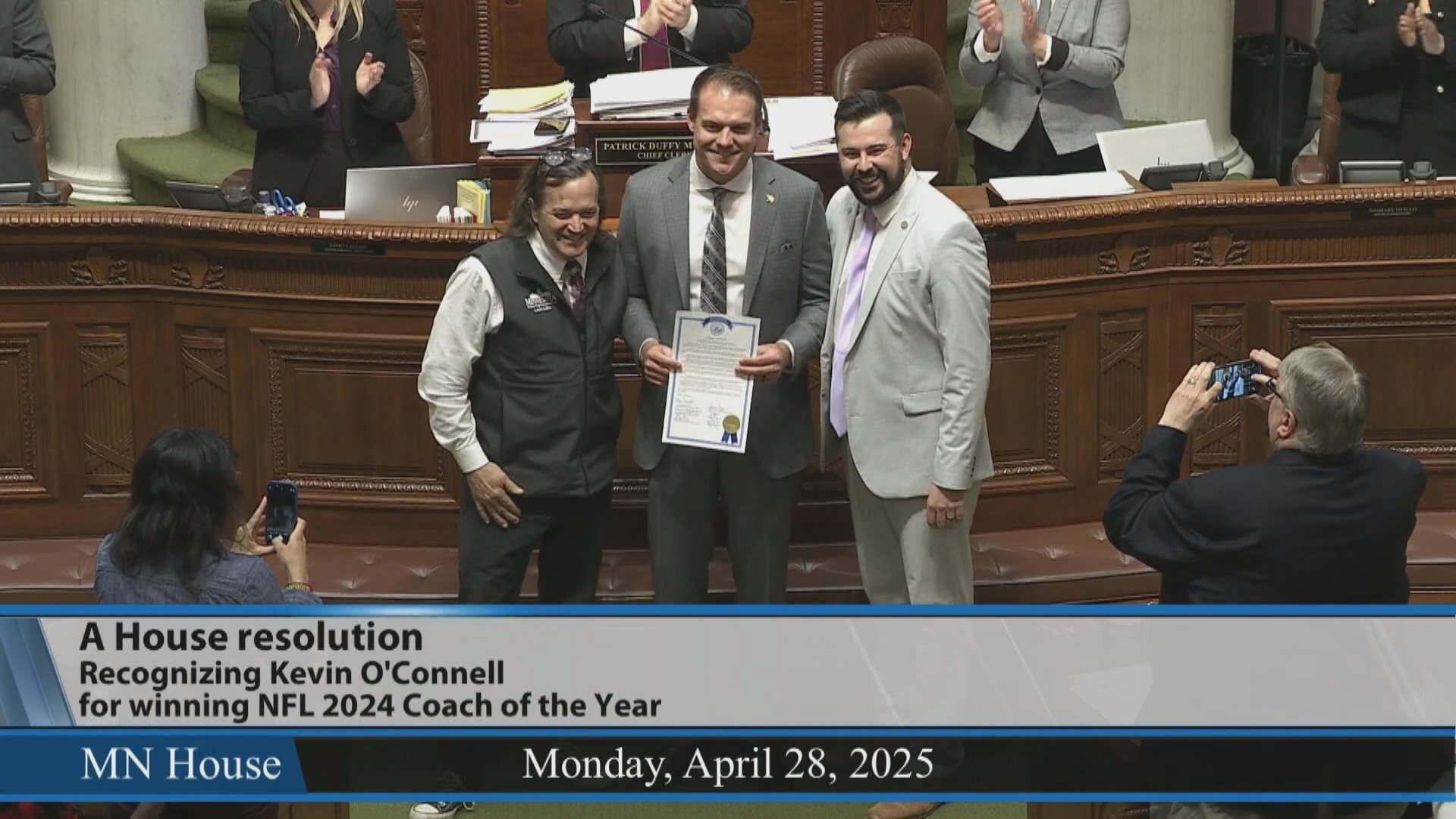 Vikings sign QB Max Brosmer from University of Minnesota | kare11.com