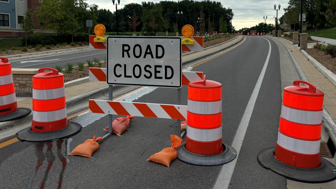 Minnesota River floods, closing roads in Carver County | kare11.com