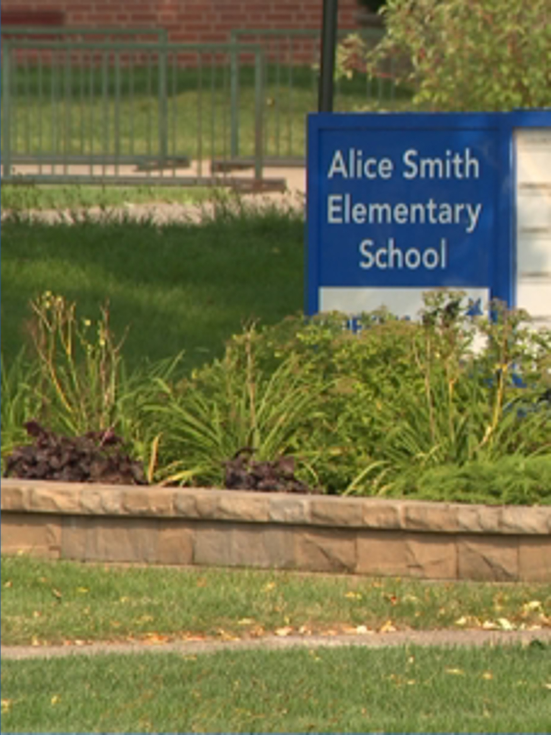 Hopkins elementary school put on lockdown after threatening phone call ...