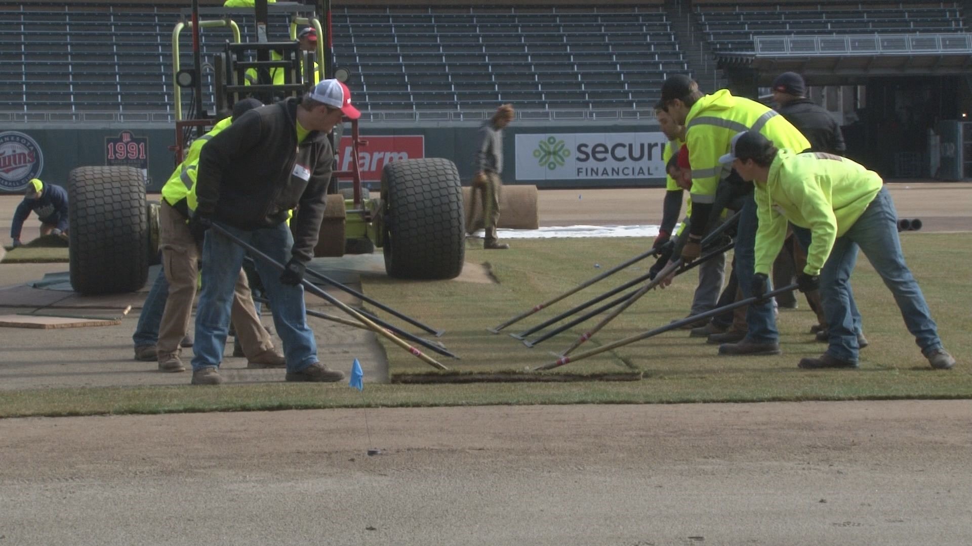 Target Field gets new turf after 12 years of wear | kare11.com