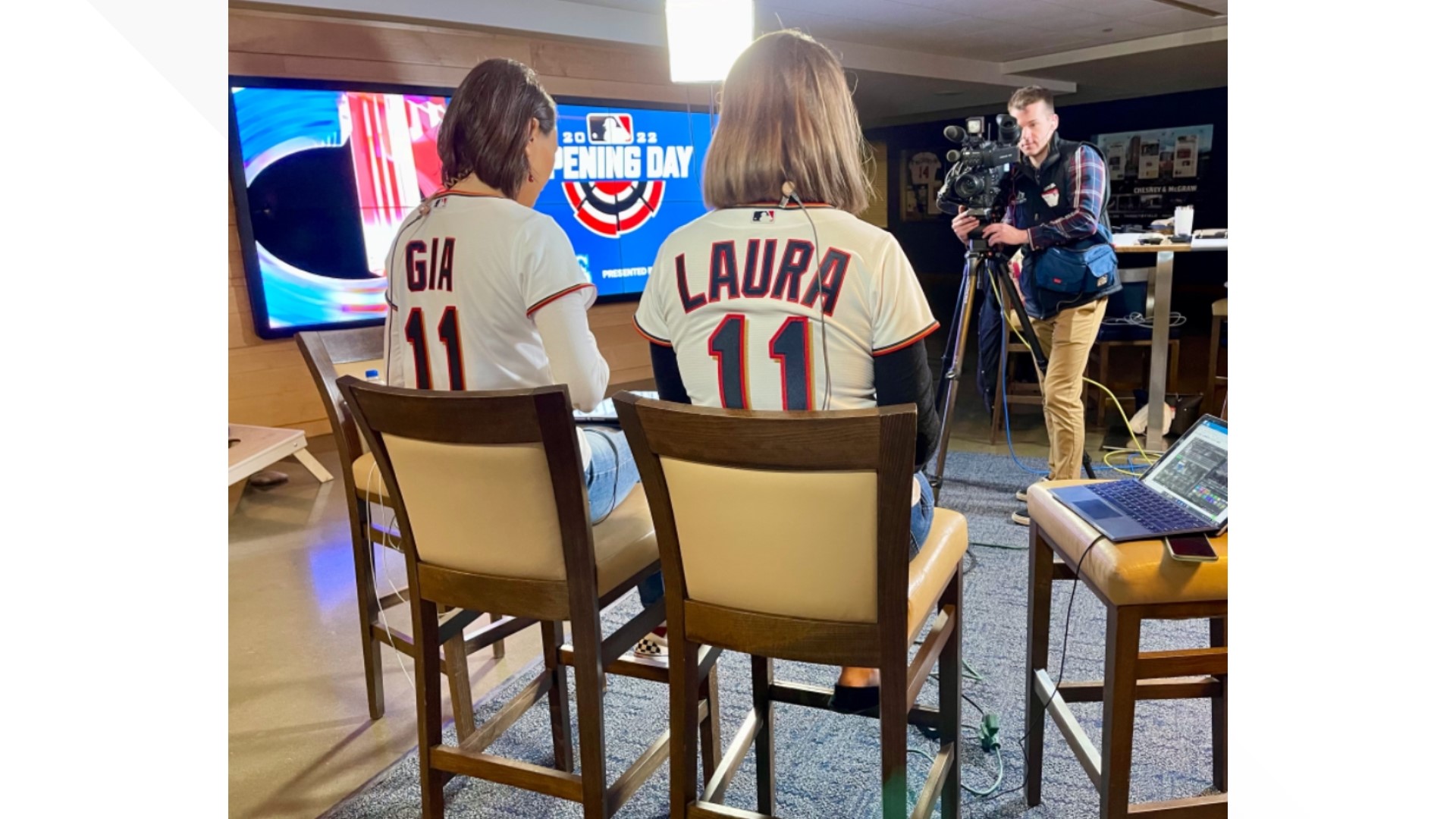 National Anthem on Twins Opening Day sung by Shiloh Temple Choir ...